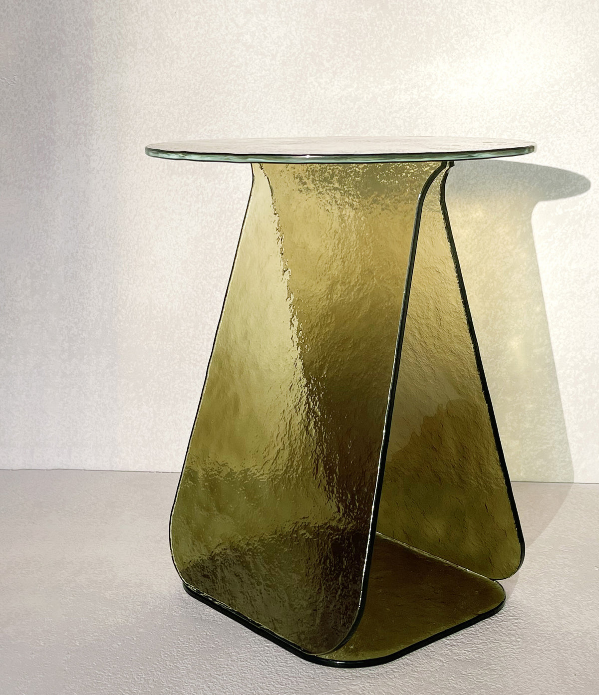 Table d'appoint en verre vert - YOUMY – Mademoiselle Jo