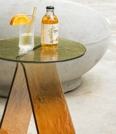 Amber glass side table - YOUMY | Mademoiselle Jo